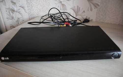 DVD плеер LG DVX-440