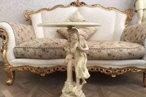 Стол «Девушка с букетом» мрамор кожа, Италия
