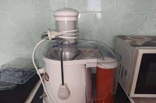 Соковыжималка Moulinex JU 500188 Juice Machine