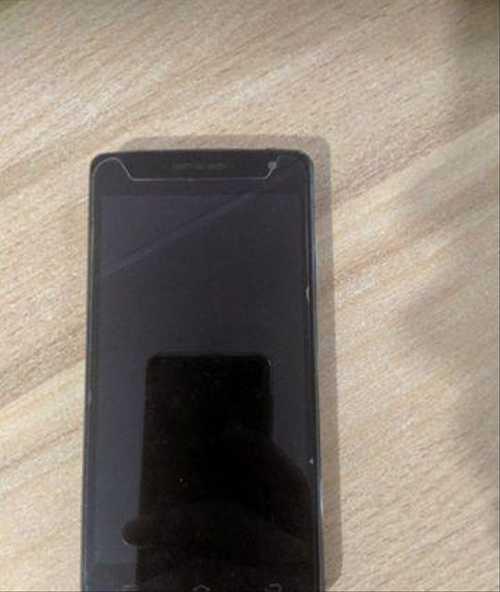 Телефон THL 2015