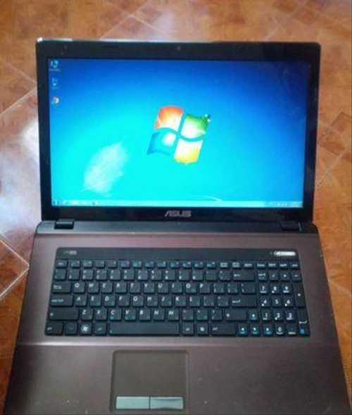 Asus 17.3 Core i5 K73e