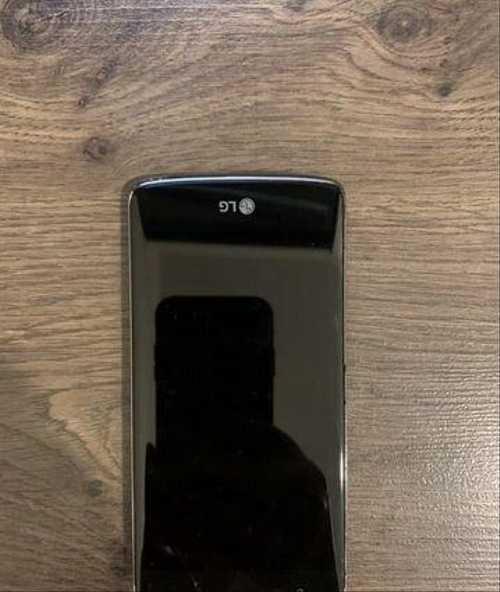 Телефон LG K350E