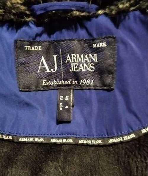 Пуховик женский armani jeans