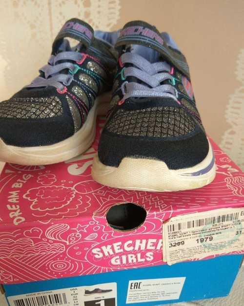 Кроссовки Sketchers новые р-р 33