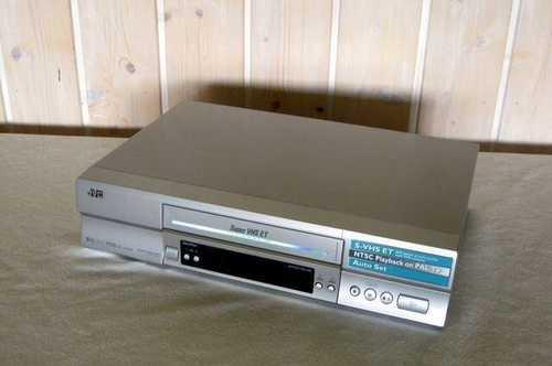 Видеомагнитофон S-VHS JVC HR S5965 б/у