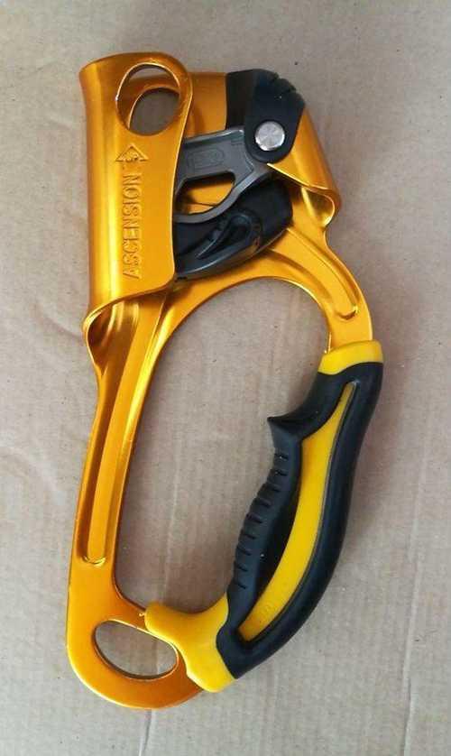 Жумар Petzl Ascension, новый
