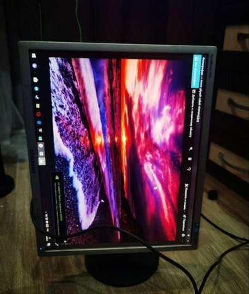 LCD-монитор 19" samsung SyncMaster 943