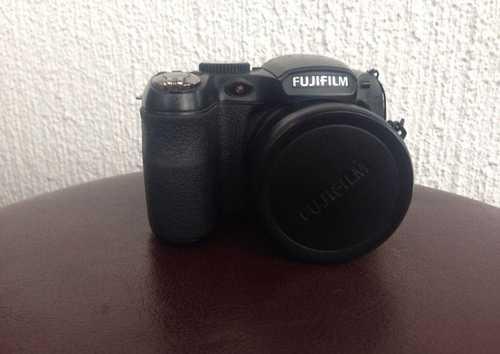 FujiFilm finepix S