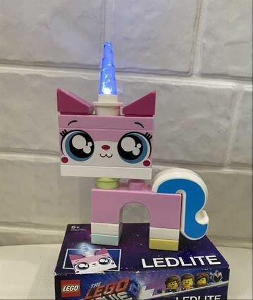 Светильник lego Movie 2 Unikitty кот единорог