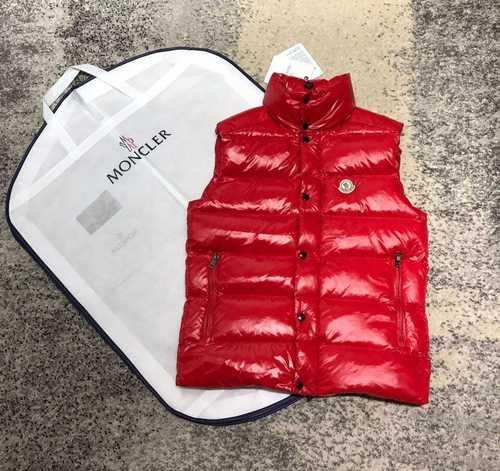 Жилетка Moncler Красная Арт: 02-329