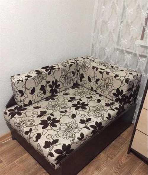 Набор мебели в детскую, кресло кровать