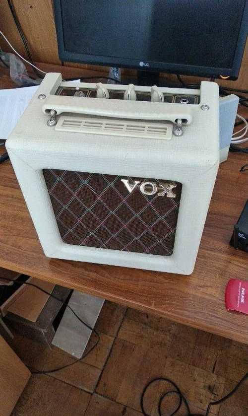 Ламповый комбоусилитель VOX AC4tv mini