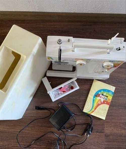 Швейная машинка Micron Retro