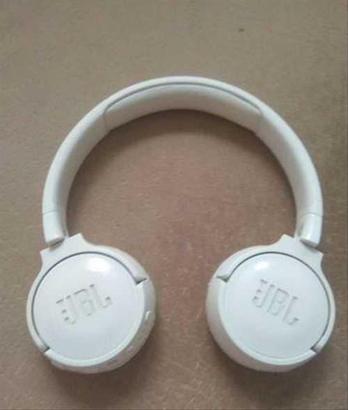 JBL tune 600btnc