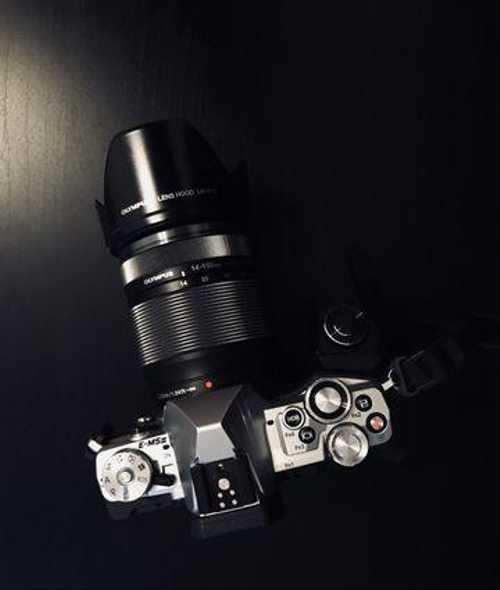 Olympus OM-D E-M5 II Kit Silver + 14-150/4-5.6 II