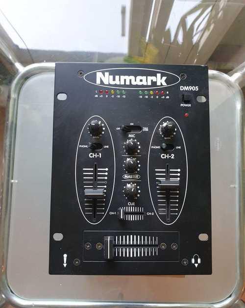 Numark DM905 - Двухканальный микшерный пульт