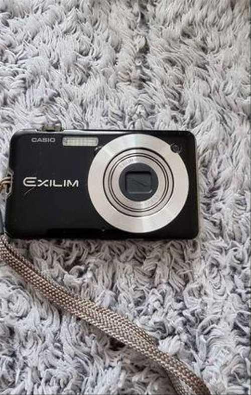 Компактный фотоаппарат Casio Exlim EX-12