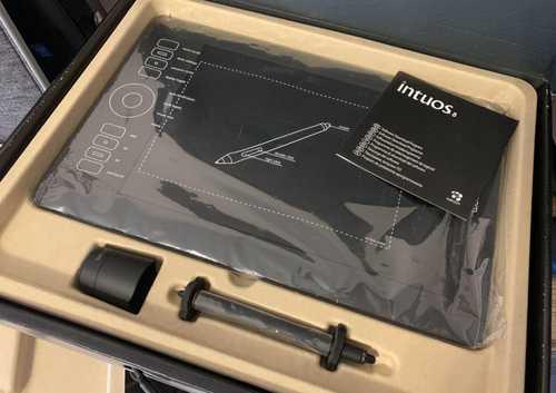 Wacom Intuos5 Touch M PTH-650-RU