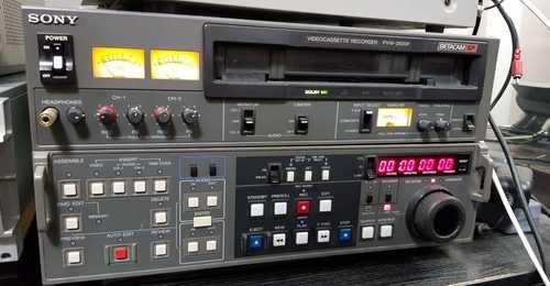 Видеомагнитофон Sony PVW-2800P формата Betacam-SP