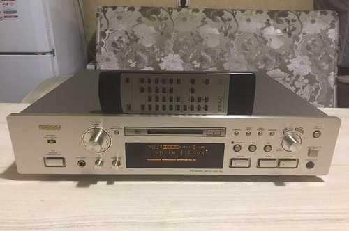 Teac MD-10 топовая Hi-Fi минидисковая дека