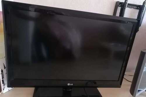 Телевизор LG 32LE3300 32"