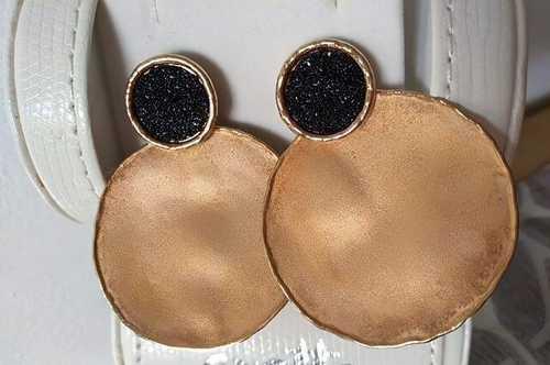 Серьги Oxcette Золото с черной икрой