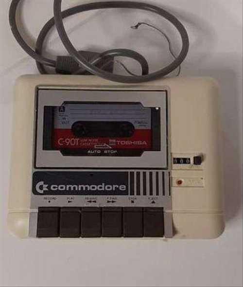 Dattasette commodore 1530 (накопитель данных)