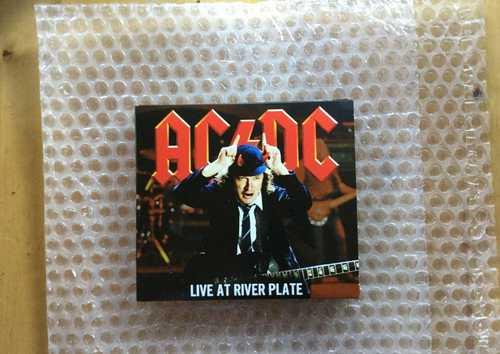 Аc / DC, концертный CD (2 cd), "Live AT River Plat