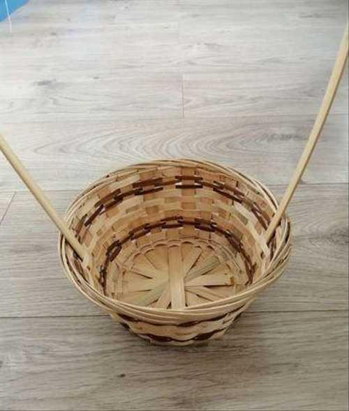Корзина плетеная с ручкой