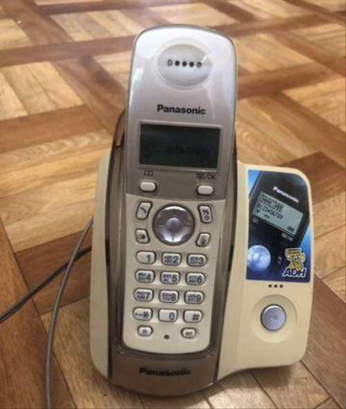 Телефон Panasonic kx-tcd205ru
