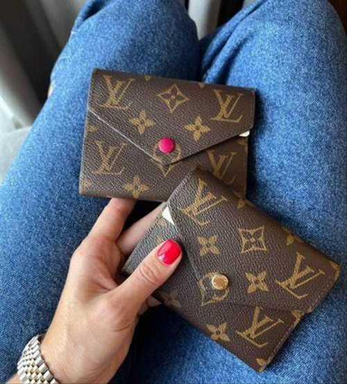 Визитница Louis Vuitton