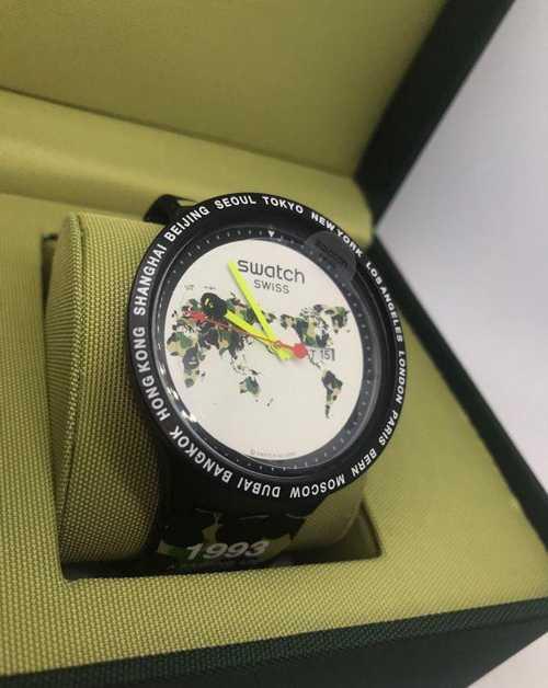 Часы Swatch x A Bathing Ape Big Bold World SO27Z70