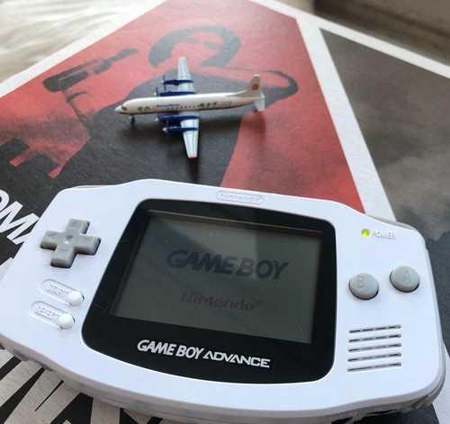 Game Boy Advance White приставка