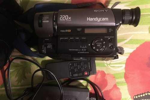 Видеокамера sony Handycam video 8 220x с пультом