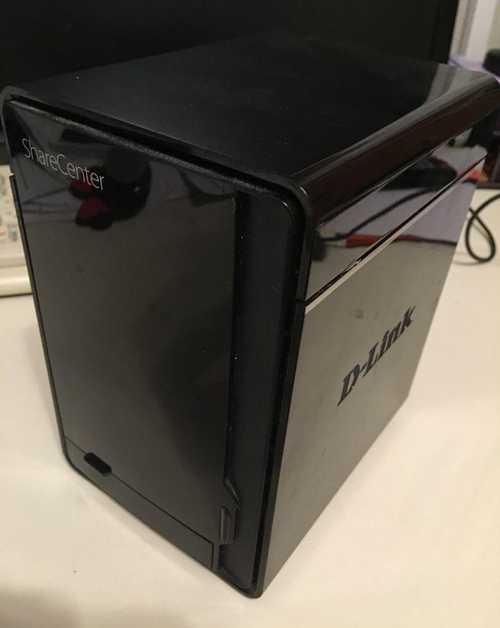 Сетевое хранилище Медиасервер D Link DNS-320
