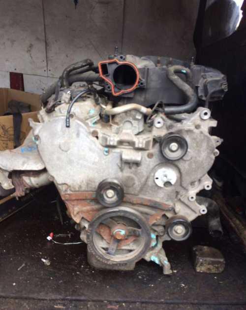 Двигатель Chrysler Pacifica 2004 г EGG 3.5 V6