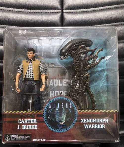 Neca Burke and Alien Warrior\ Нека Чужой и Берк