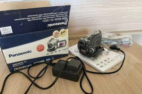 Видекамера Panasonic VDR-D220