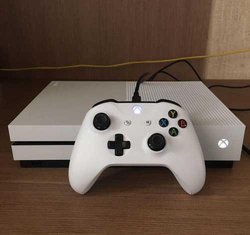 Xbox One S 1Tb