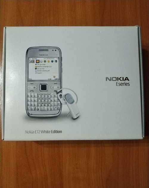 Телефон Nokia e72