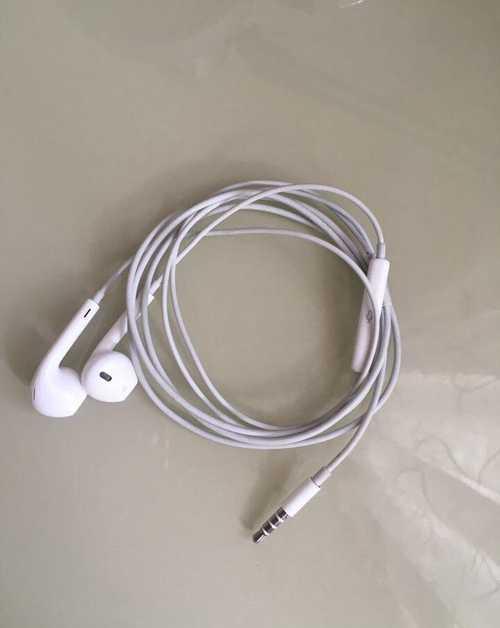 Наушники Apple earpods