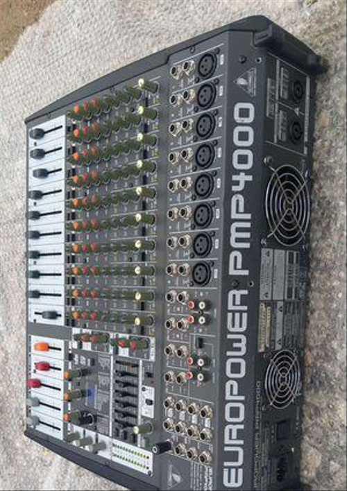 Микшерный пульт behringer europower PMP4000