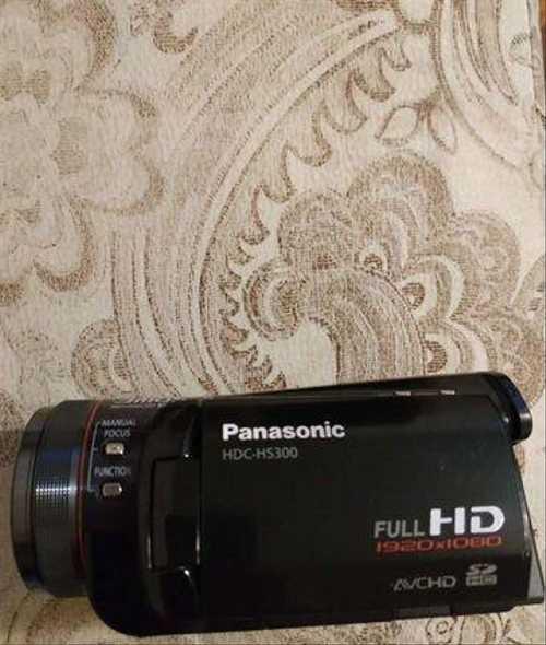 Видеокамера Panasonic HDC-HS300