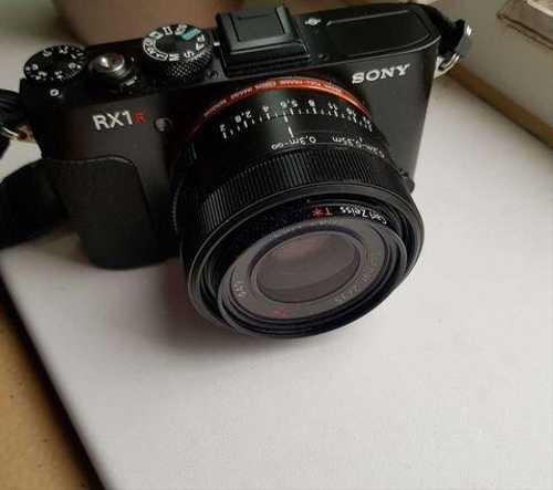 Sony RX 1R