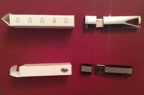 USB флешки 4 GB, 8 GB