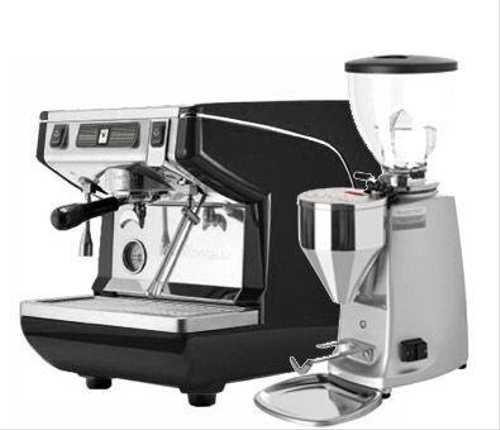 Nuova Simonelli Appia Life 1Gr S + Mazzer Mini El