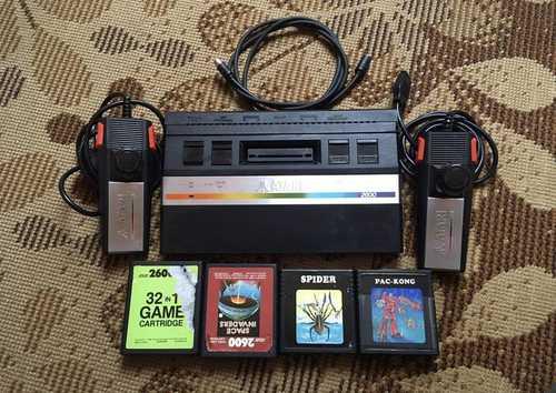 Atari 2600 junior + 4 картриджа