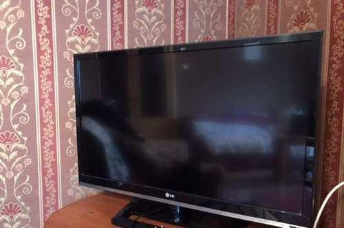 Телевизор LG 32LS560T торг уместен