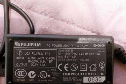 Зарядное устройство fujifilm AC-5VW