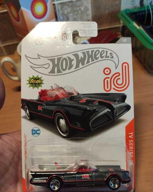Hot Wheels id batmobile 6/8